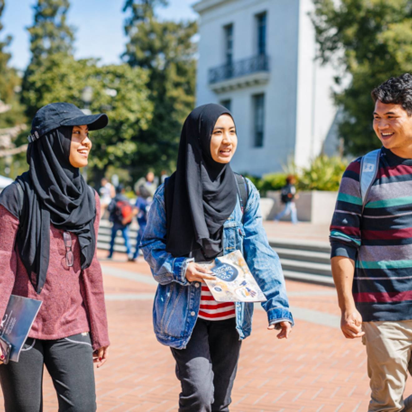 UC program helps students decipher college costs | University of California